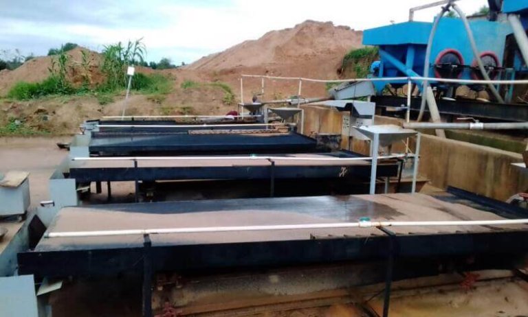 Shaking Table: How Many Types And How To Choose It? - JXSC Machine